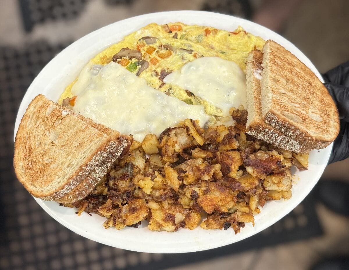 The Cracked Egg Cafe - Galloway NJ